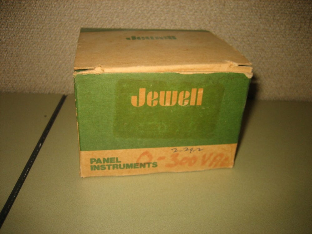 Jewell AC Volt Panel Meter Instruments 0 to 300 V - Free US Shipping ...