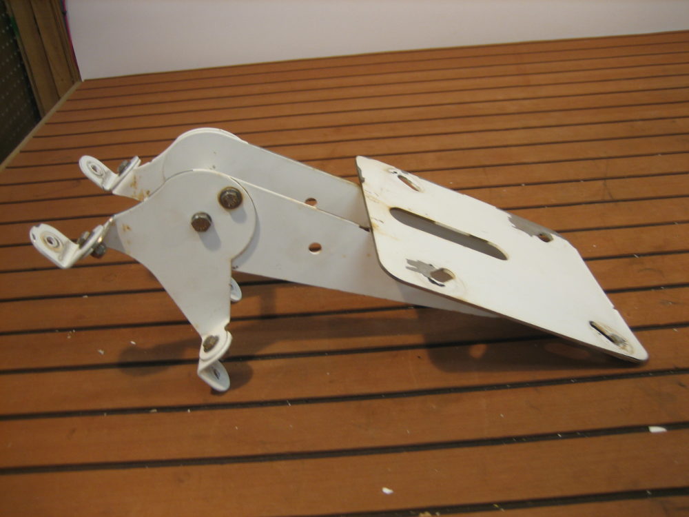 Stainless Mast Mount for Furuno 15" 18" Dome Radars - Max Marine ...